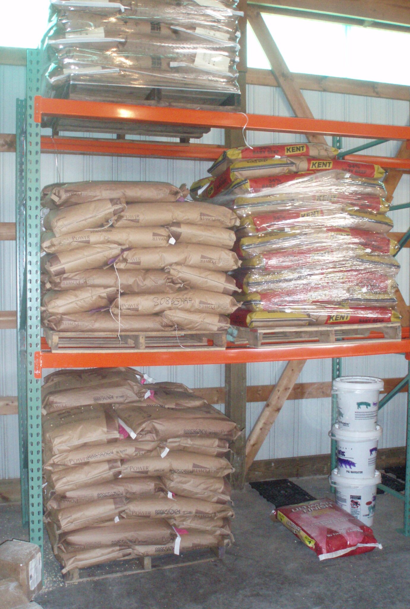 Pallet Rack Beam Capacity-Is My Pallet Rack Overloaded? - Midwest ...